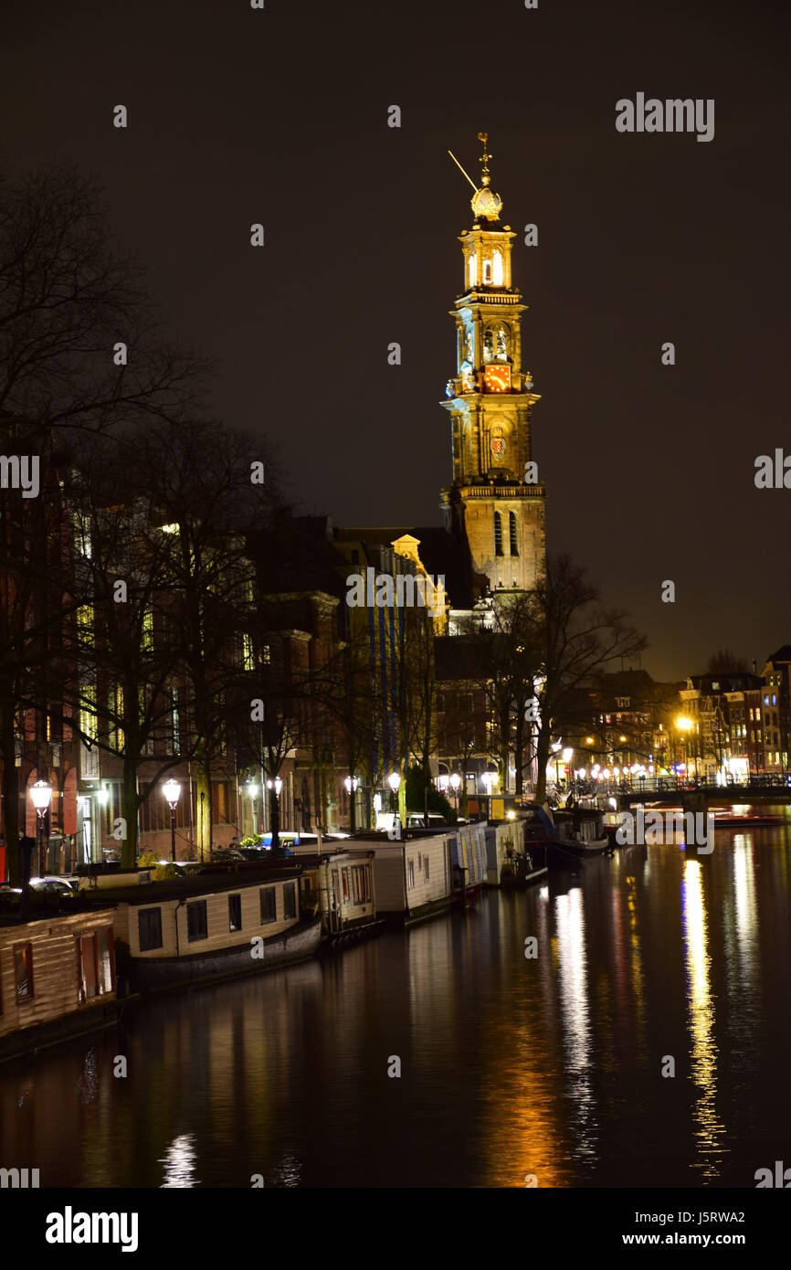 Night time on the canals of Amsterdam, Netherlands Stock Photo - Alamy