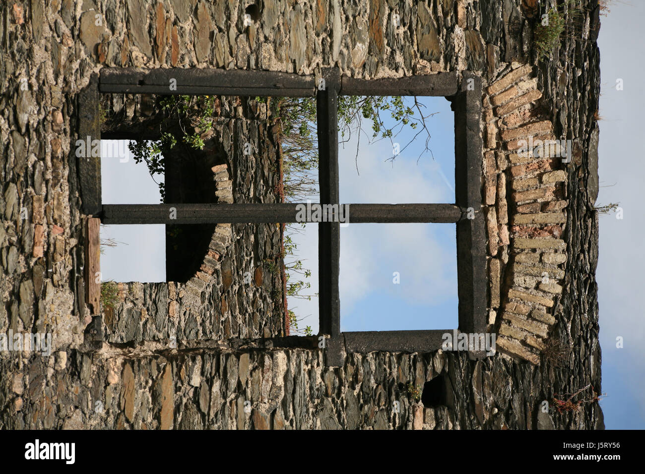 Fensterlcher hi-res stock photography and images - Alamy