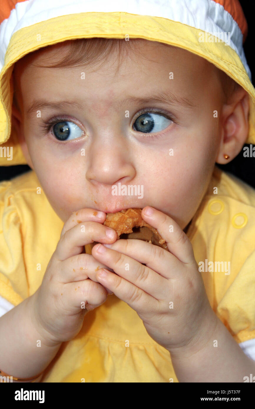 baby child girl girls blue curious nosey nosy eyes look glancing see ...