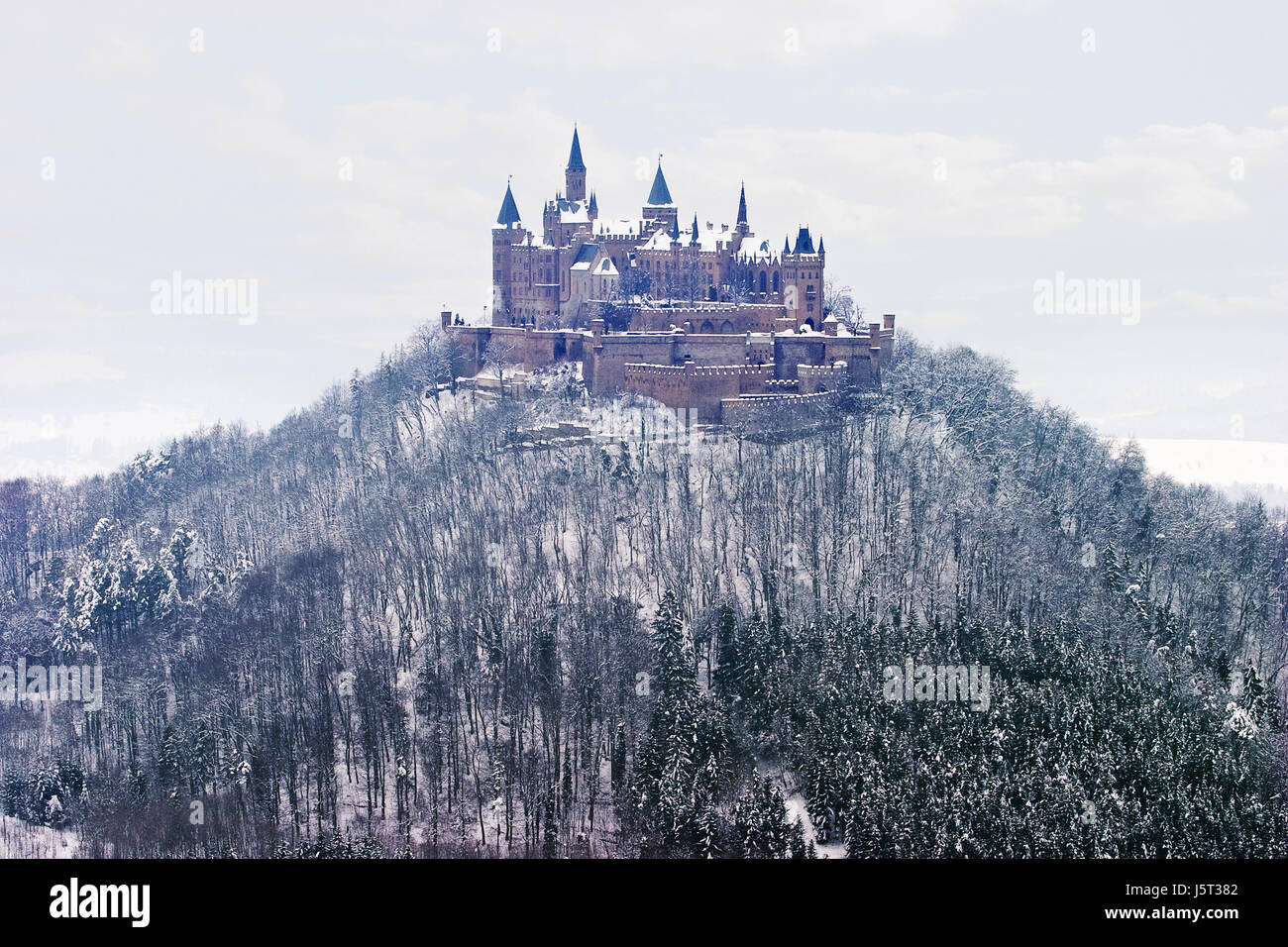 Hohenzollern castle snow hi-res stock photography and images - Alamy