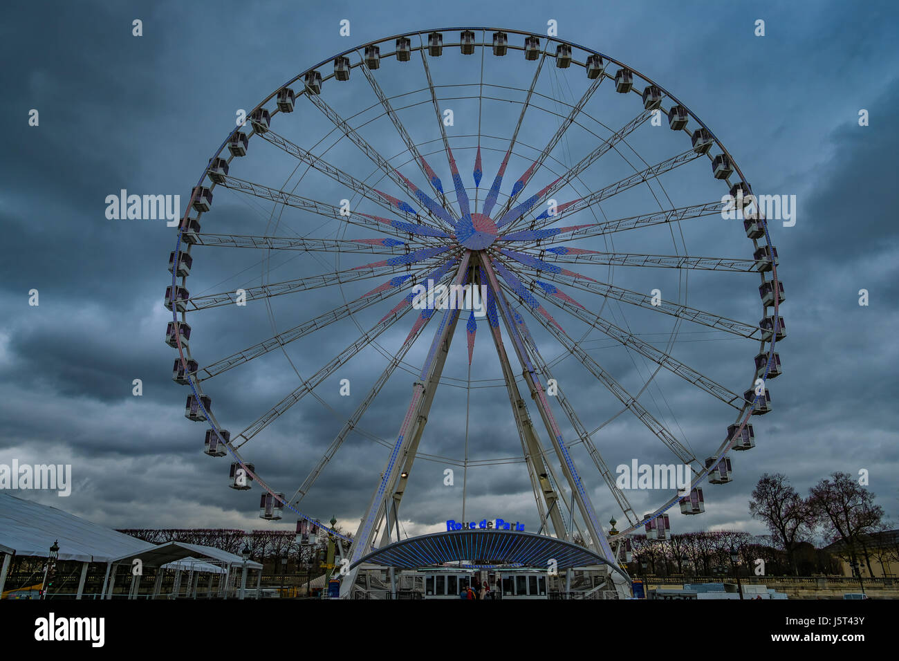 Ferris wheel of the concorde hi-res stock photography and images - Alamy
