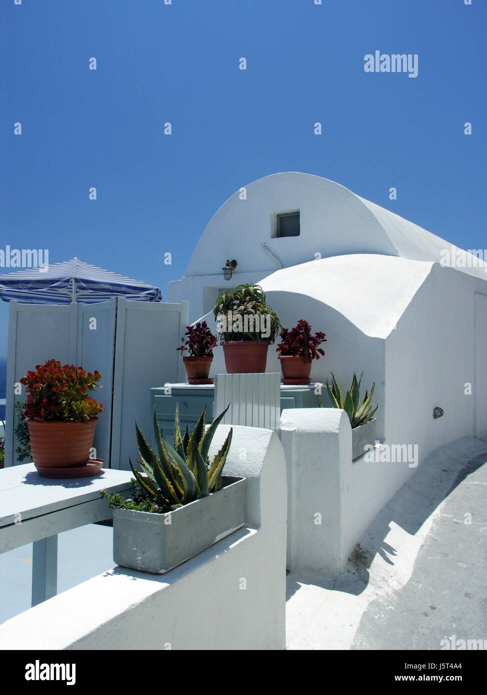 house building greece white blue house building white santorini creece ...