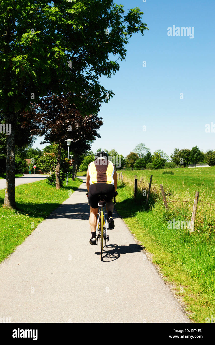 wheel field biker driver bike bicycle cycle street road bicyclists ...