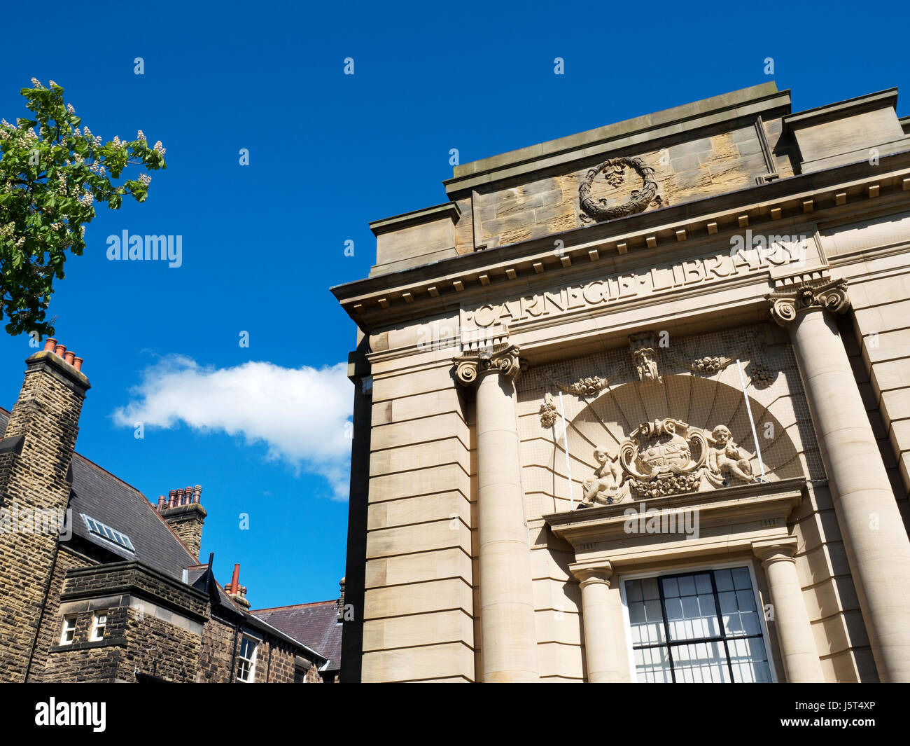 Carnegie library hi-res stock photography and images - Alamy
