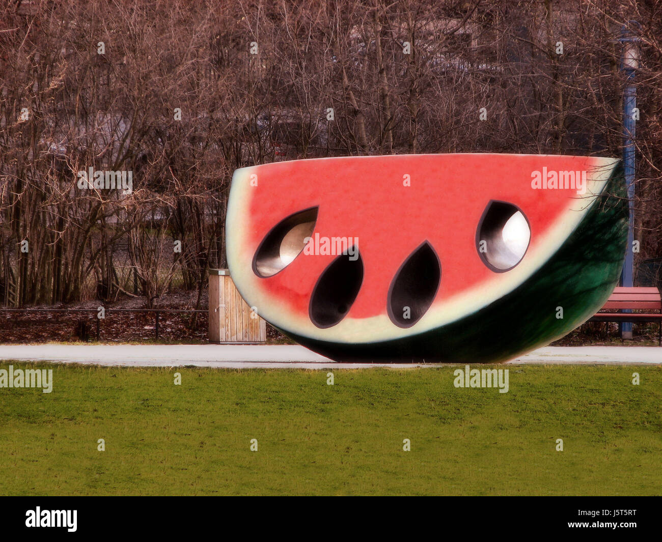 green rise climb climbing ascend uphill tread clamber melon playground ...