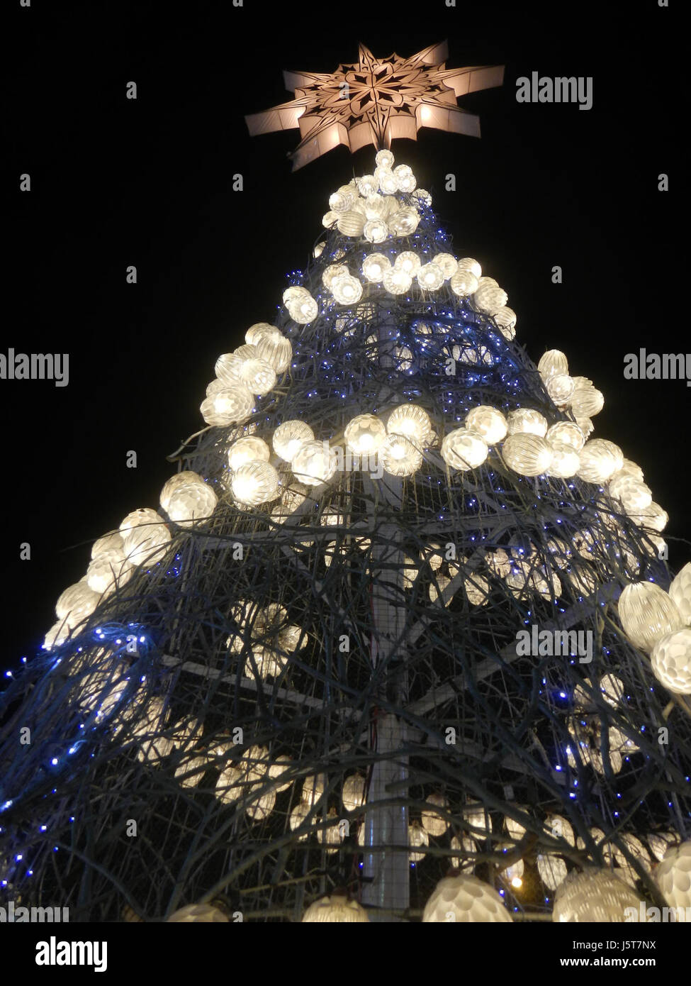 01810 Christmas trees in Poblacion Baliuag Bulacan 08 Stock Photo - Alamy