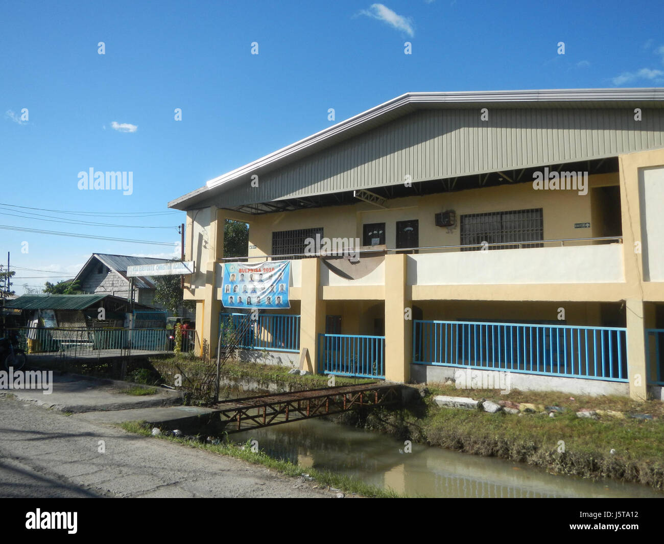 The paddy fields in Bantog, San Miguel, Bulacan, are characterized by ...