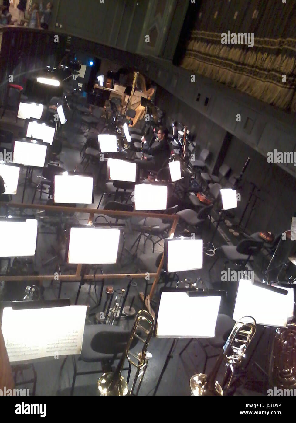 Orchestra pit hi-res stock photography and images - Alamy