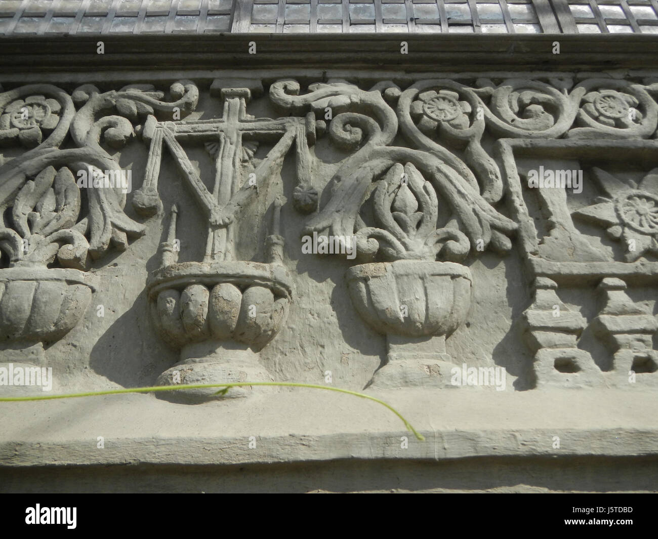 A reference to historic houses located in Bonga Mayor Tibagan, Bustos ...