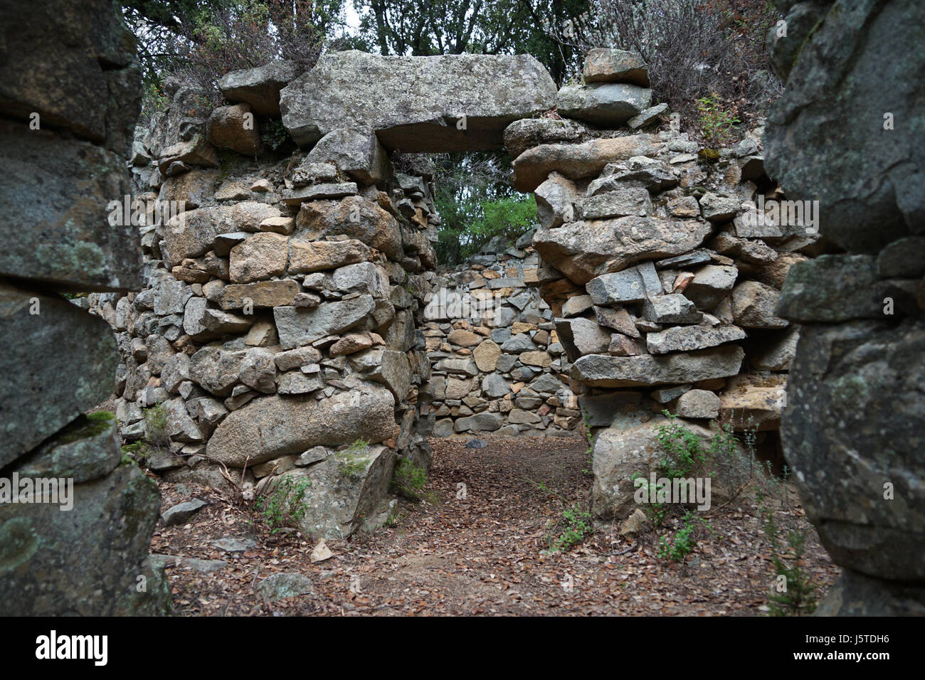 03 Monument Toreen de Foce - Durchgang zum inneren Ring Stock Photo - Alamy
