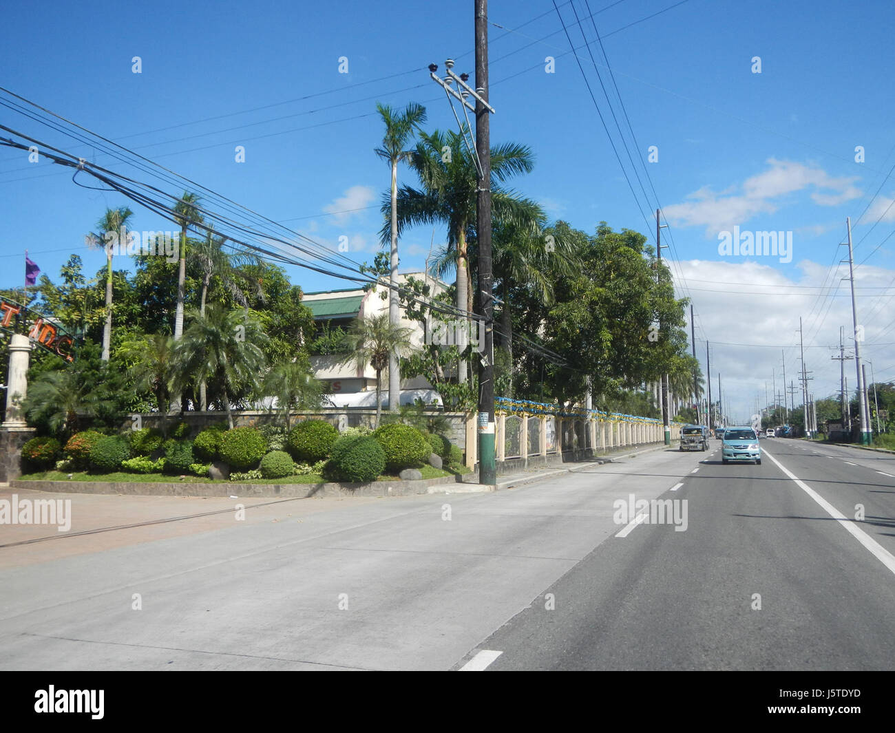 The MacArthur Highway section between Malolos and Guiguinto in Bulacan ...