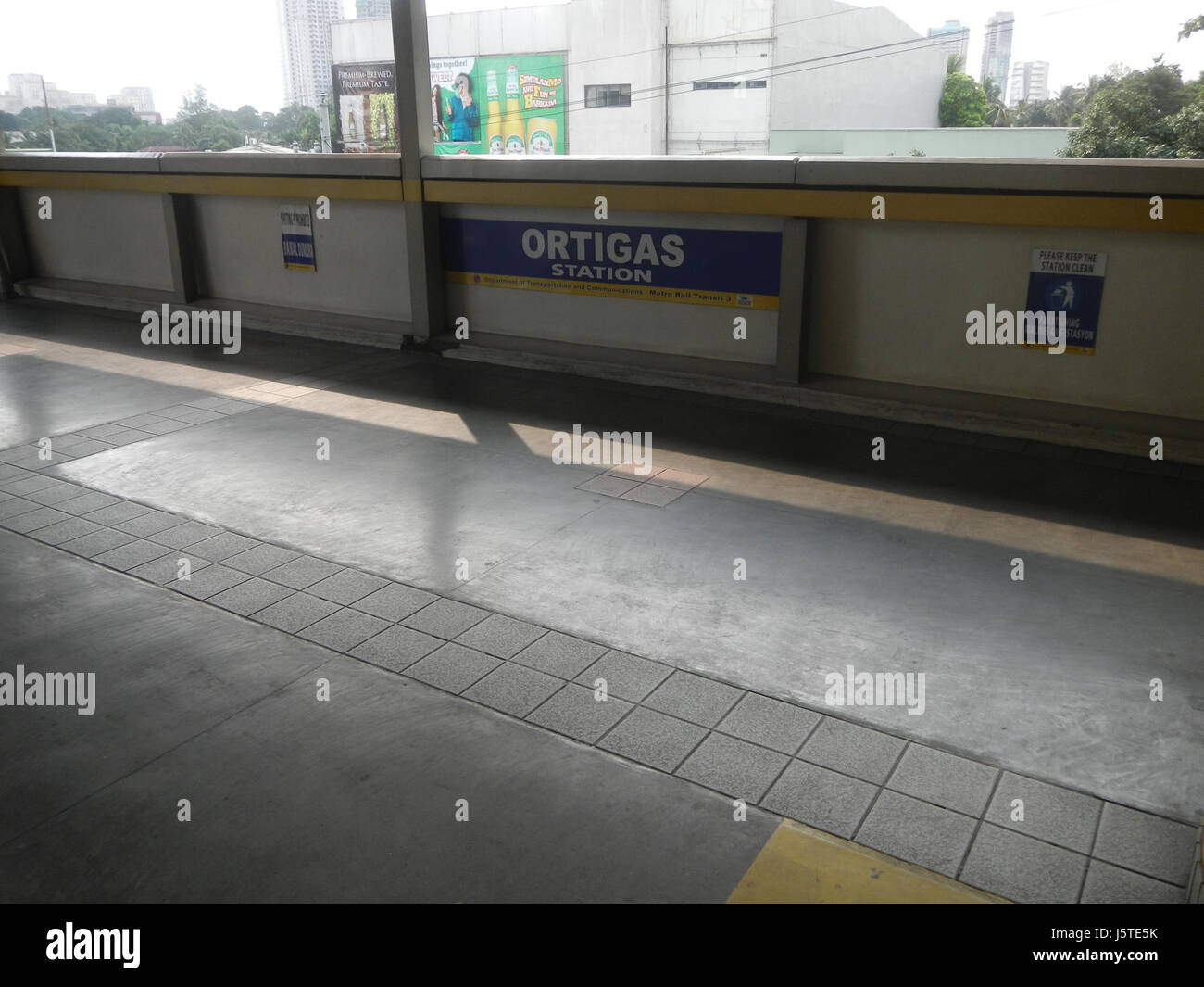 Boni MRT Station, located in Pioneer, Mandaluyong City, is an important ...