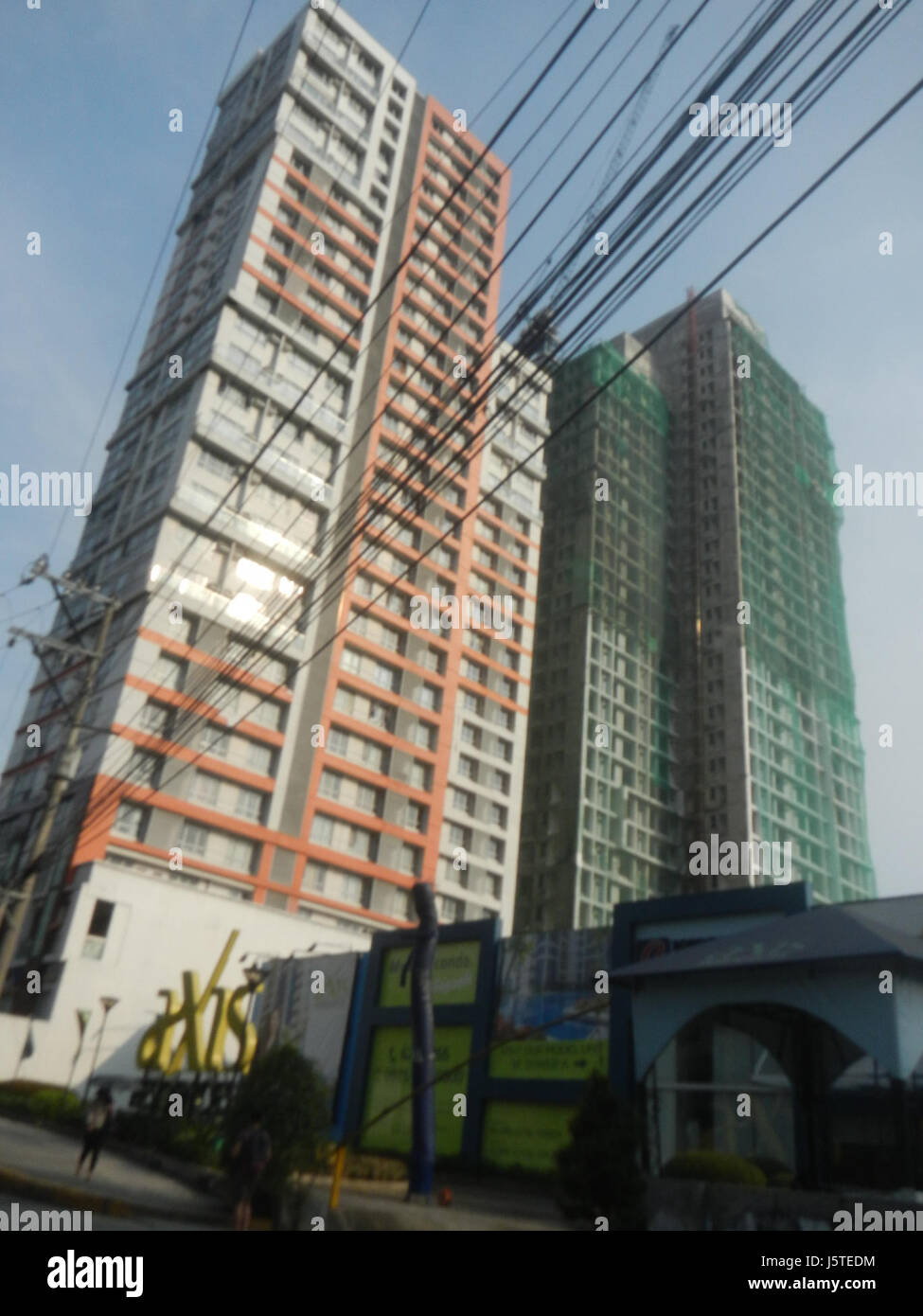 Forum Robinsons Cybergate is a shopping mall located in Mandaluyong ...