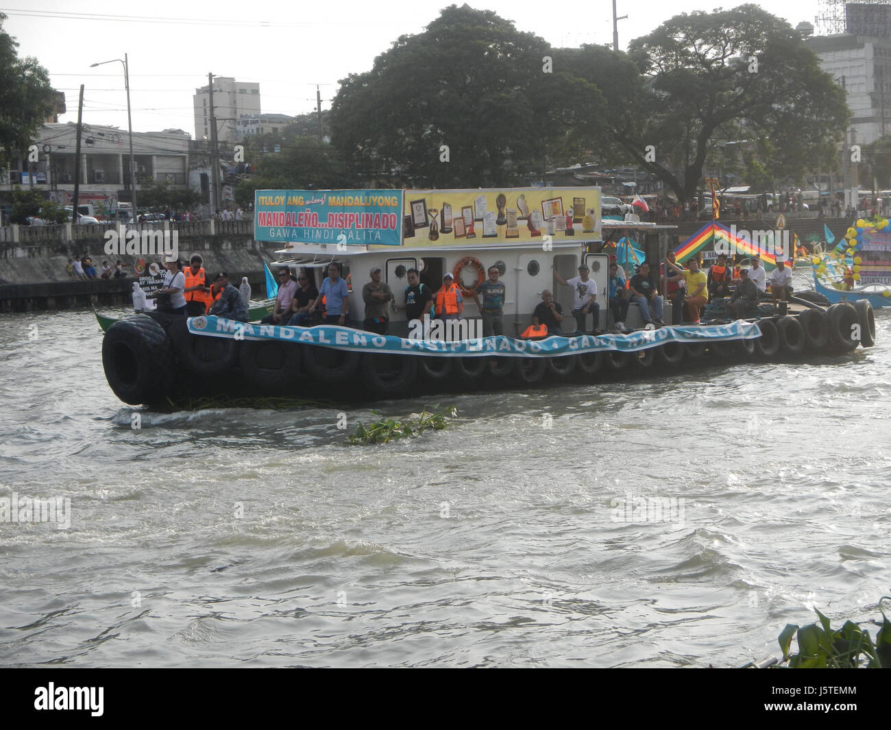 The Barangays Pistang Daluyong and Buayang Bato, located along the ...