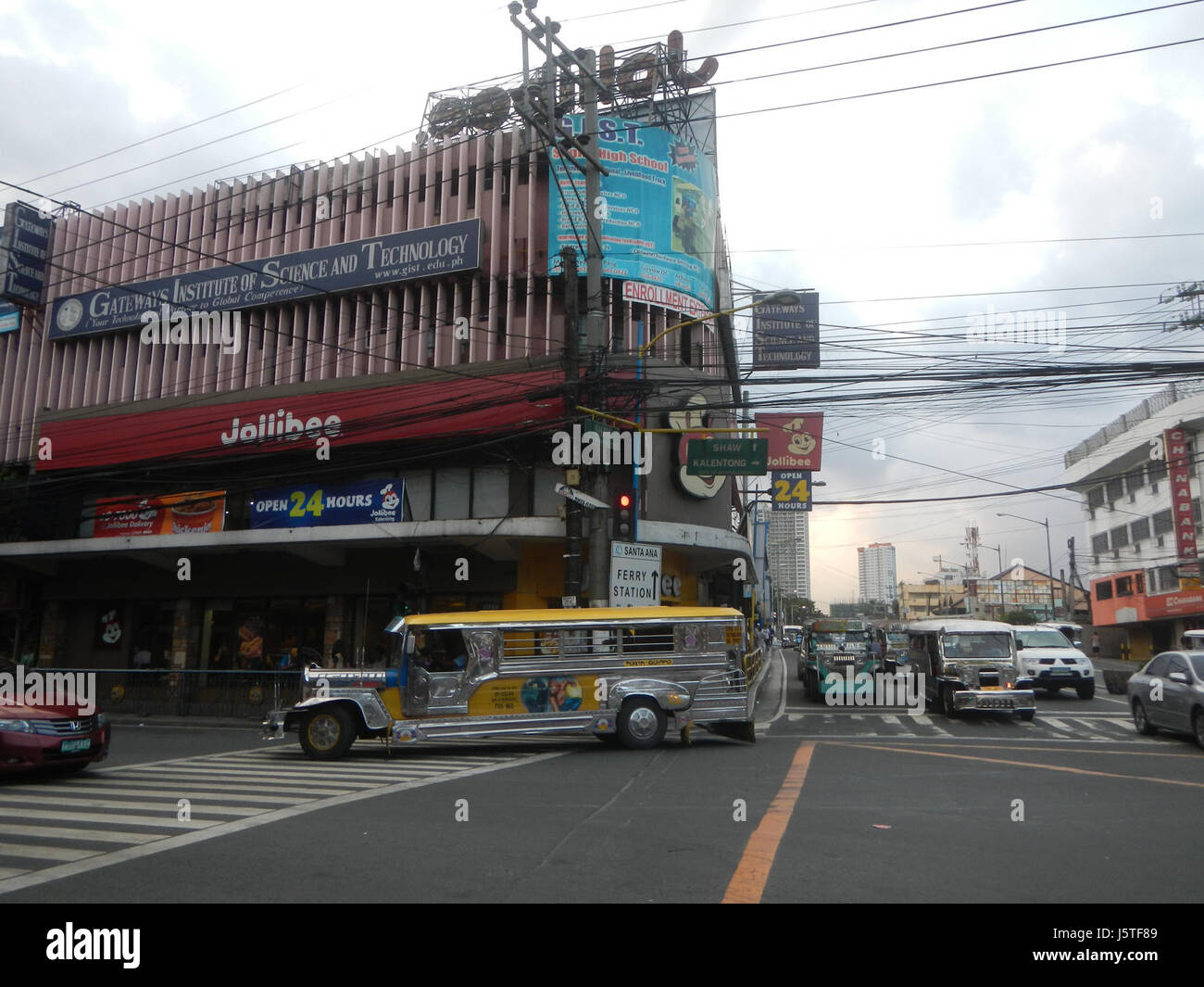 General Kalentong Street in Mandaluyong City, Metro Manila, is a ...