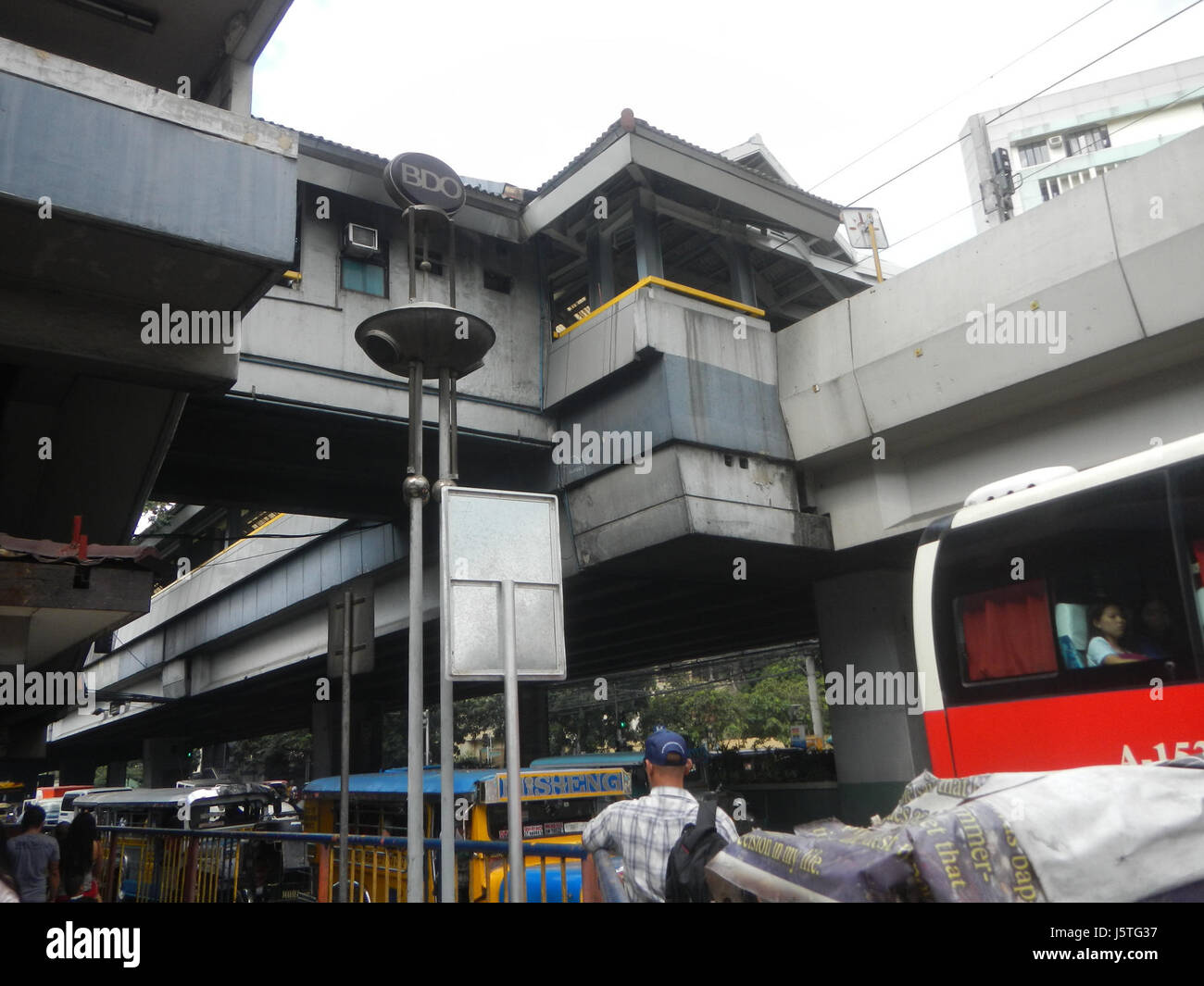 0001 Taft Avenue and Padre Faura Street in Ermita, Manila, represent a ...