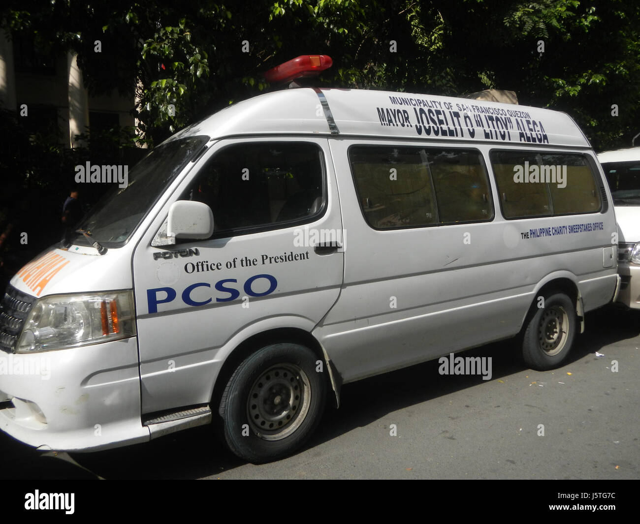 The 1990 media coverage of Ferdinand Marcos' burial demonstrated ...