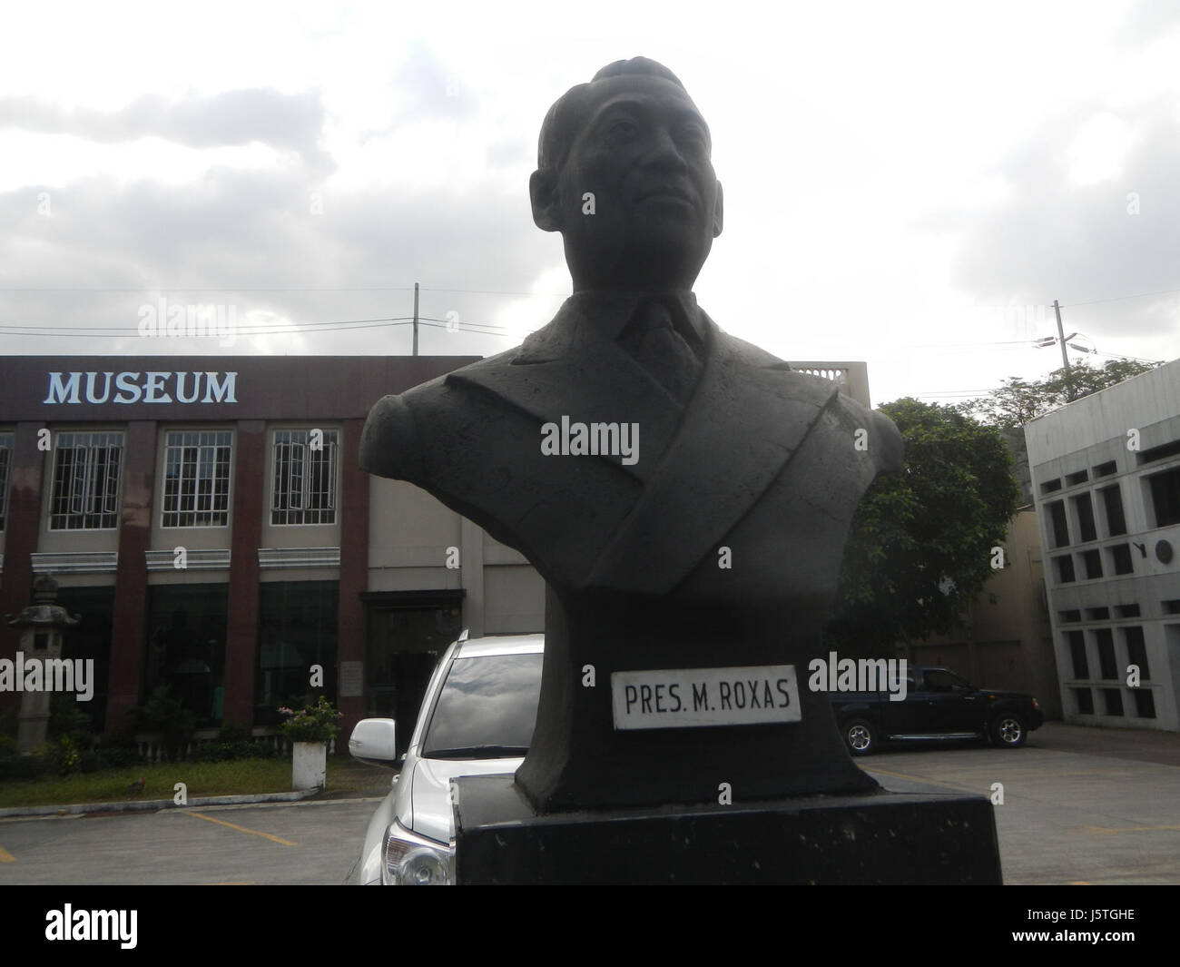 0335 Plaridel Masonic Temple Paco Manila 20 Stock Photo - Alamy