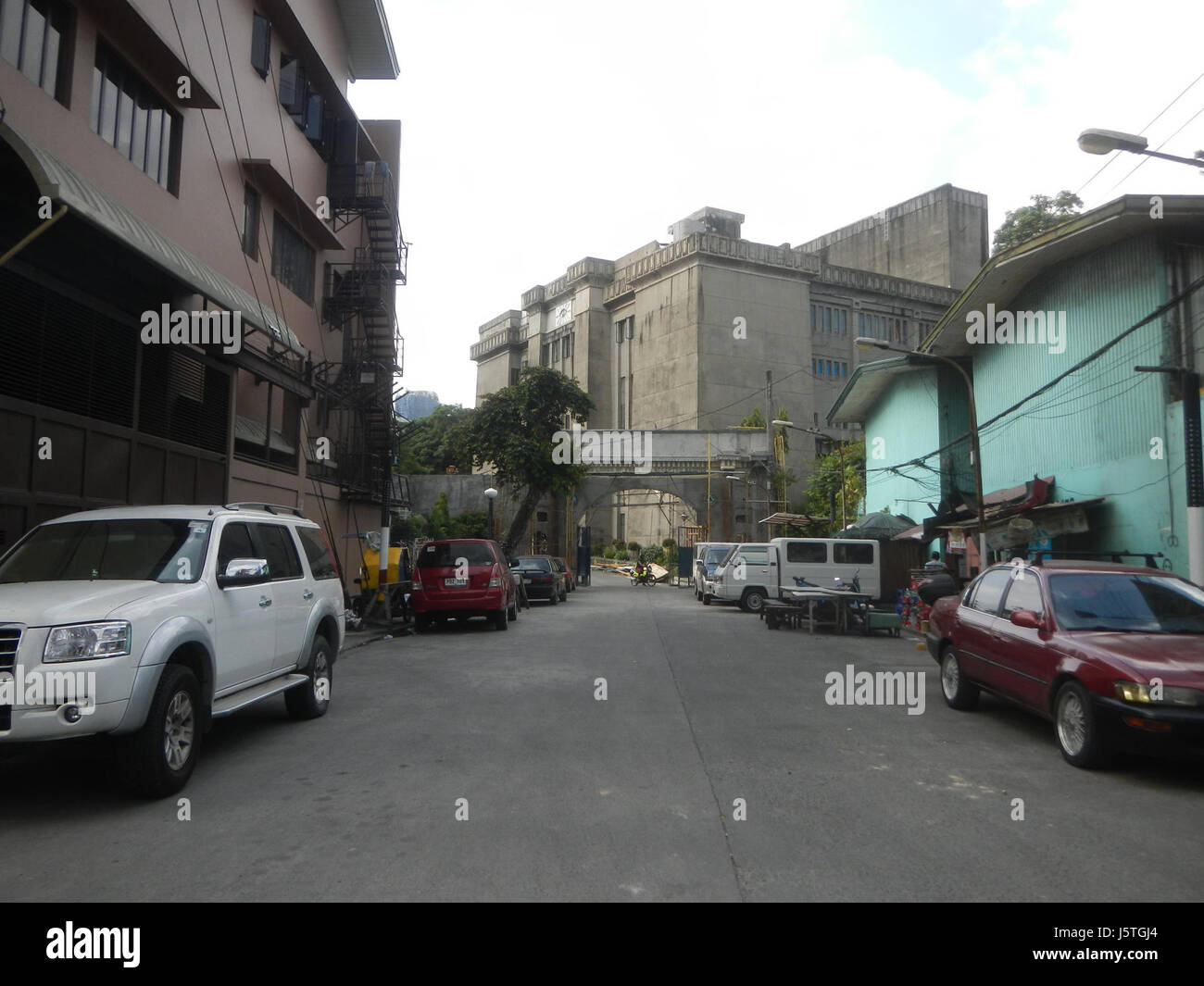 0384 Landmarks Roads Escoda Street Paco Manila 02 Stock Photo - Alamy