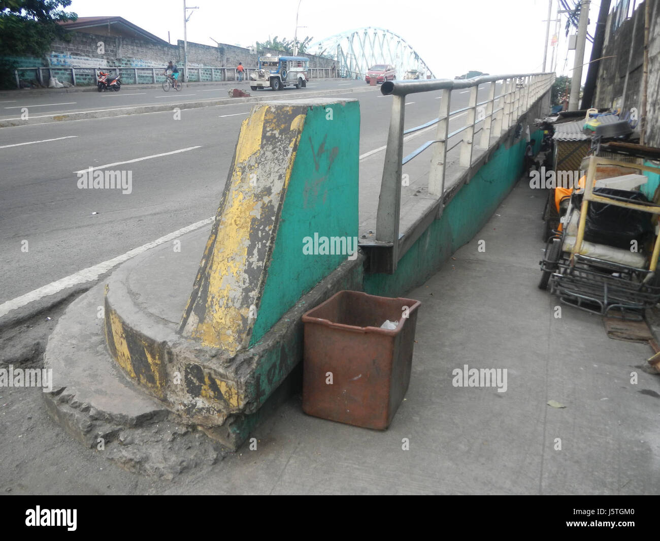 A photograph of Lambingan Bridge over the Pasig River in Santa Ana ...