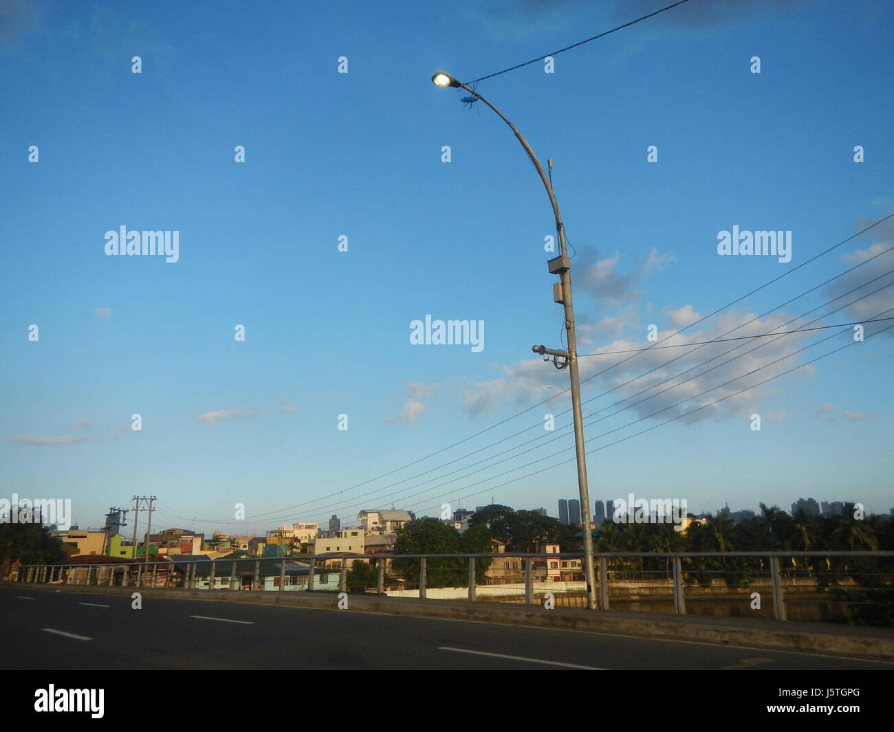 A view of Lambingan Bridge in Manila, spanning the Pasig River near ...
