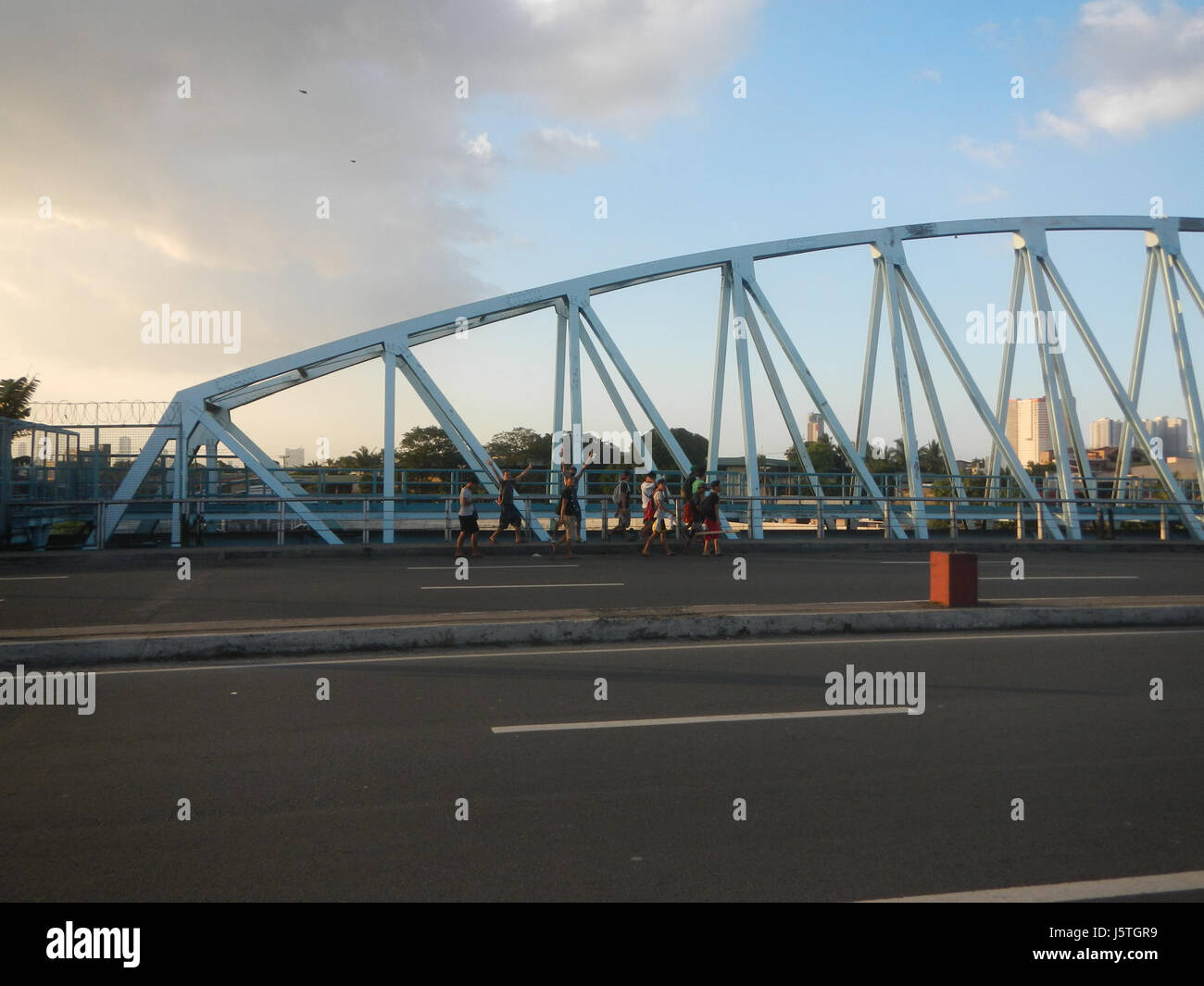 Lambingan Bridge connects areas along the Pasig River in Manila. It is ...