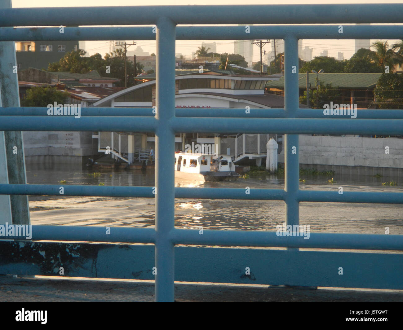 Lambingan Bridge, located over the Pasig River in Manila, is an ...