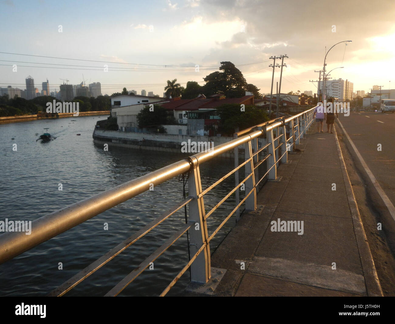Lambingan Bridge is a key structure across the Pasig River in Santa Ana ...