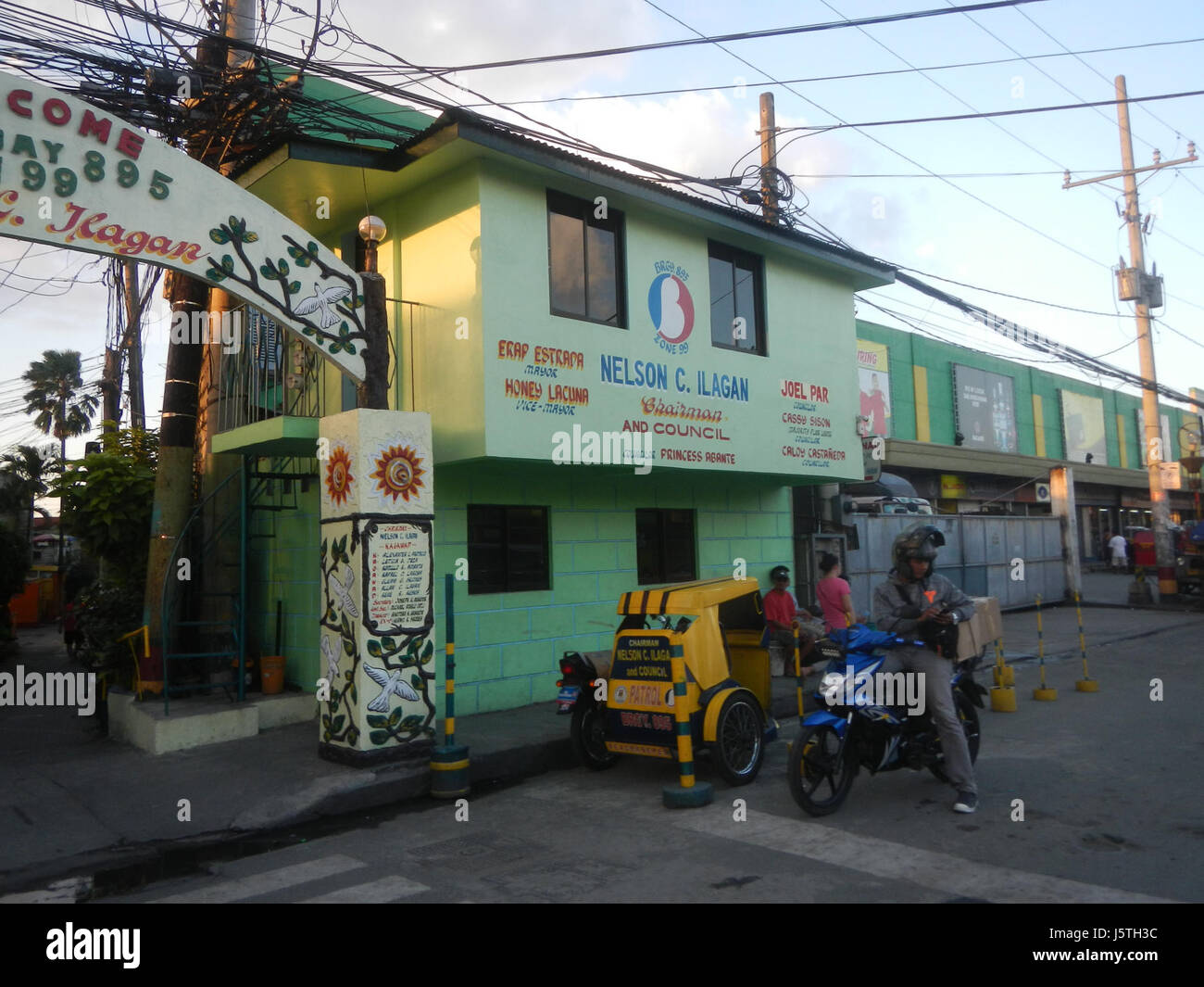 This image showcases the scenic sunsets along Kalentong in Santa Ana ...