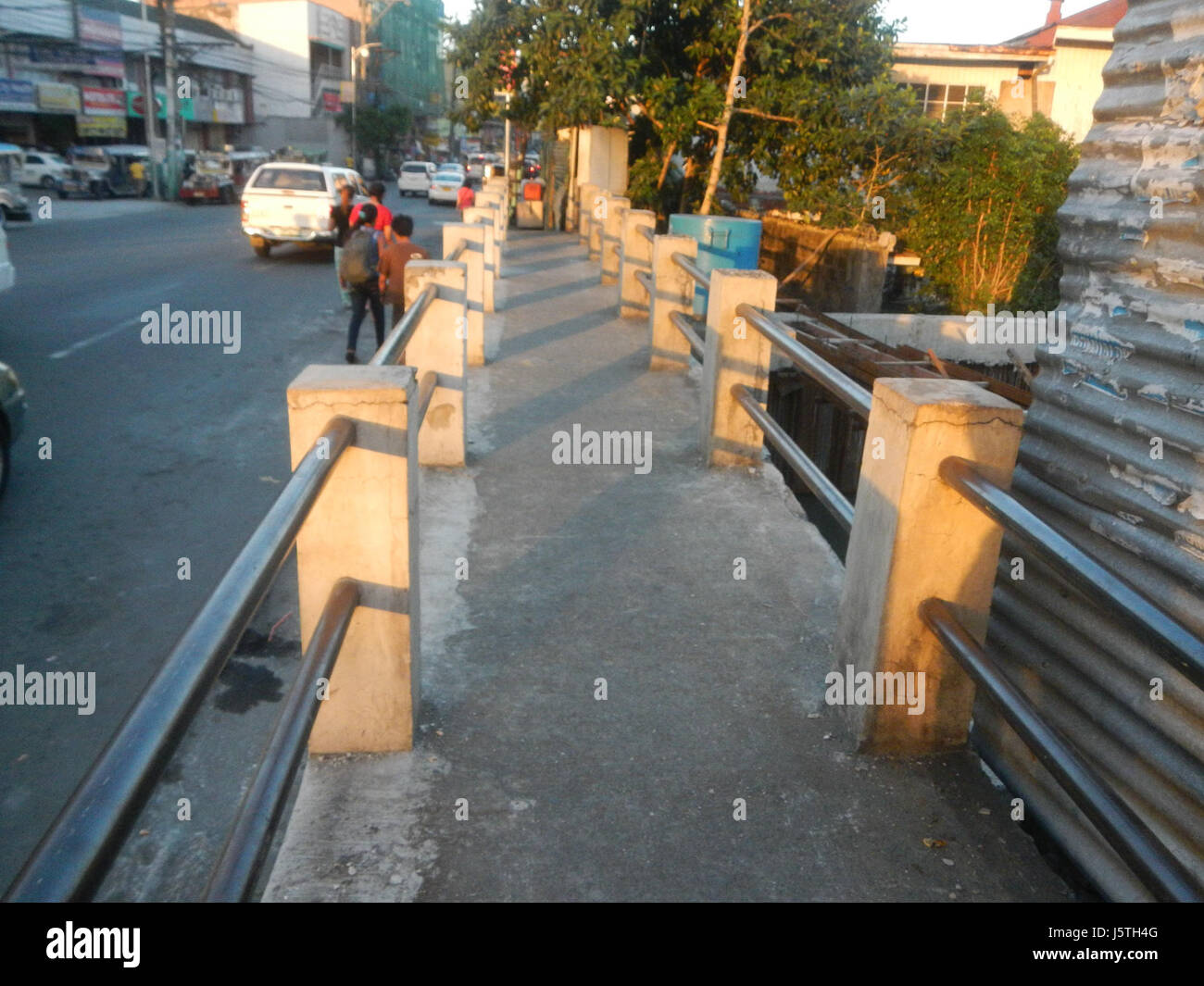 Pasig bridges hi-res stock photography and images - Alamy