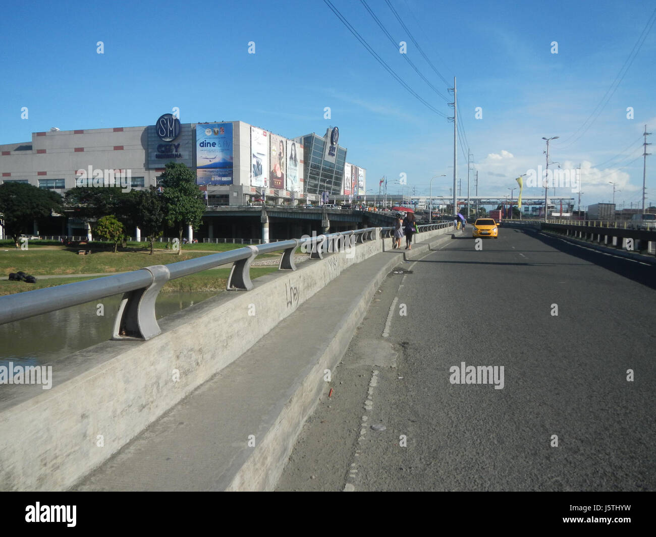 The footbridge at Marcos Highway in Marikina City connects key areas ...