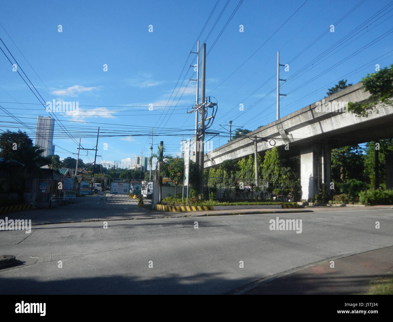 0201 Barangay Industrial Valley Complex LRT Line 19 Marcos Bridge ...