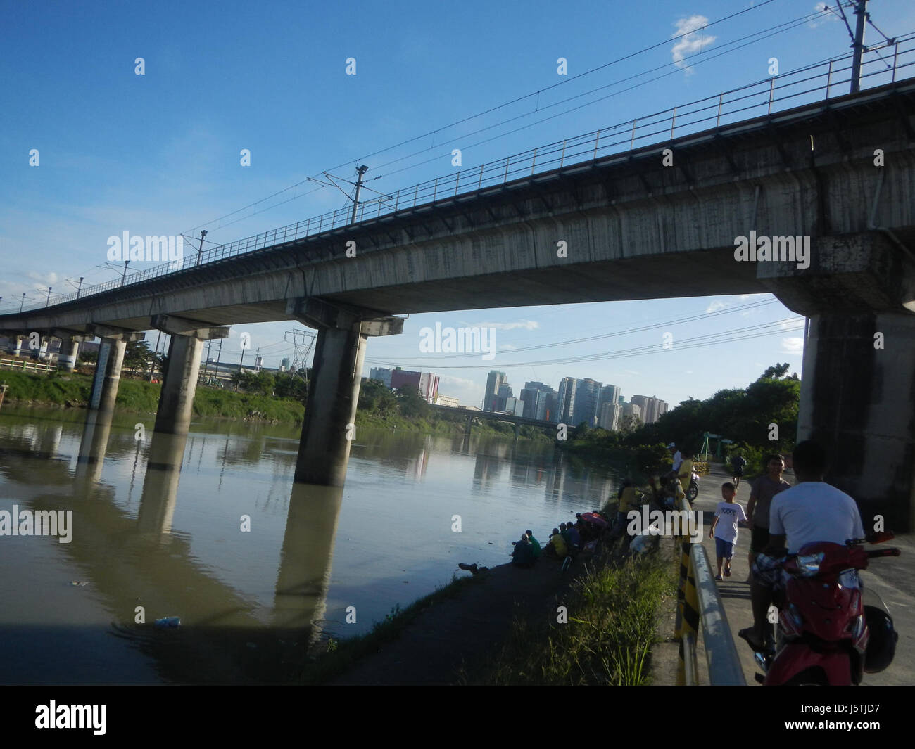 0431 Barangay Industrial Valley Complex LRT Line 30 Marcos Bridge ...