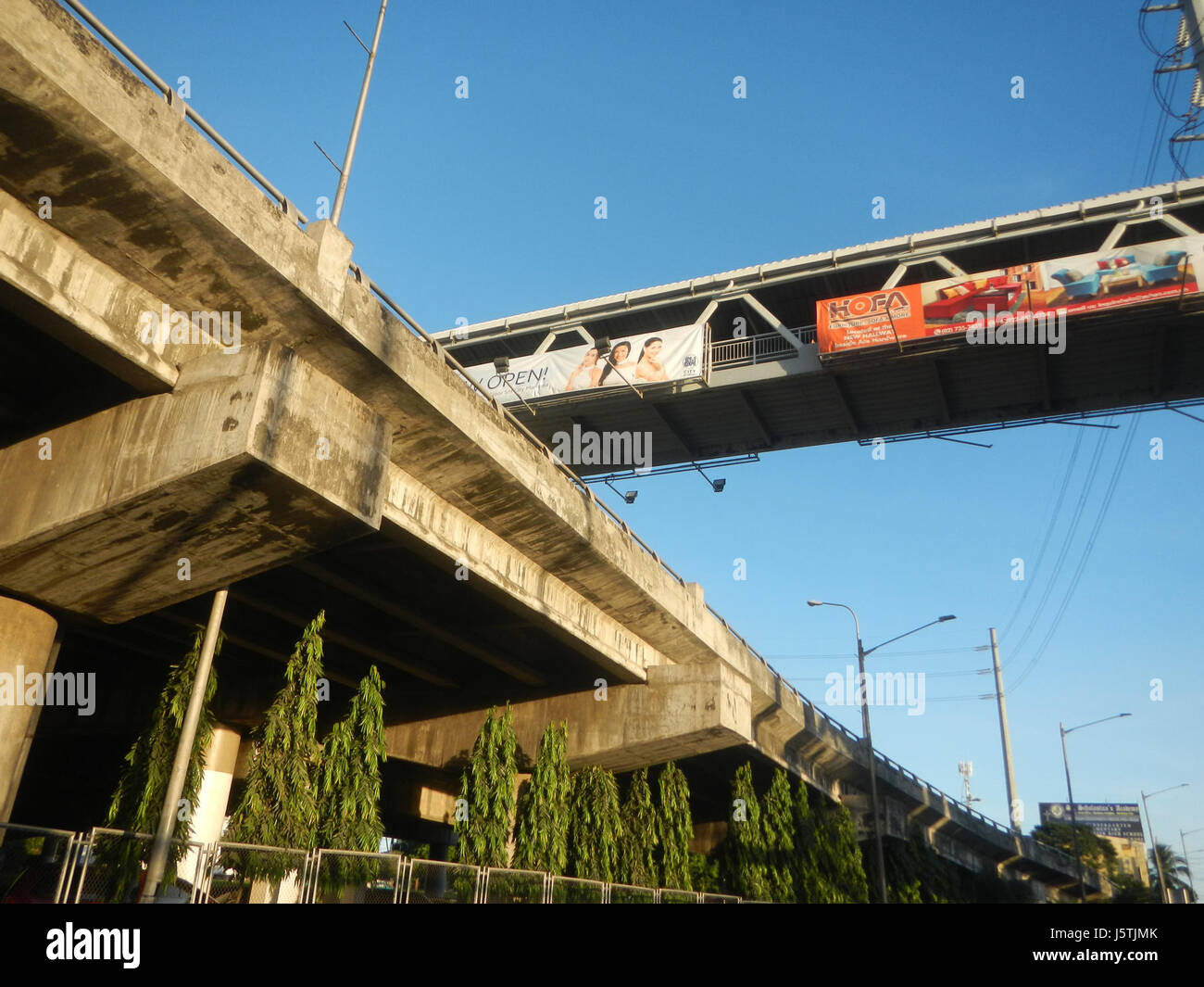 01014 SM City Marikina Flyover Marcos Bridge Highway River LRT Line 19 ...