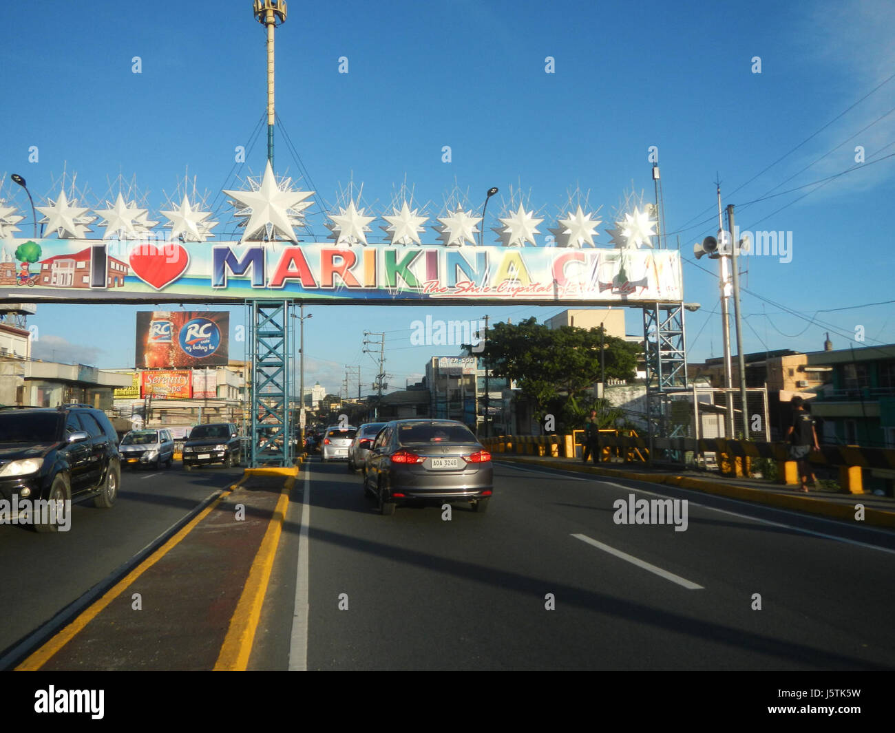 00311 Marikina Bridge City River 12 Stock Photo - Alamy