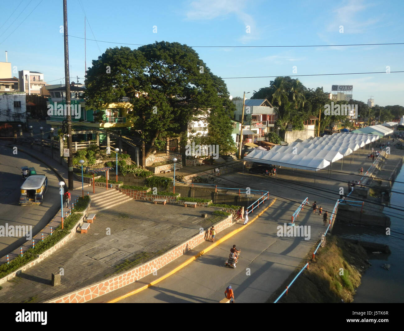 0331 Marikina Bridge City River 16 Stock Photo - Alamy
