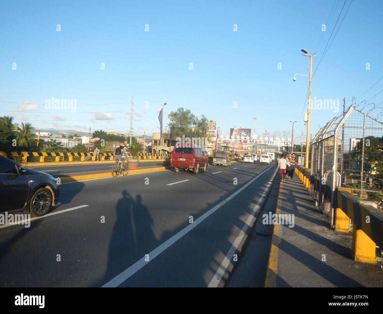 0356 Marikina City Bridge City River 14 Stock Photo - Alamy