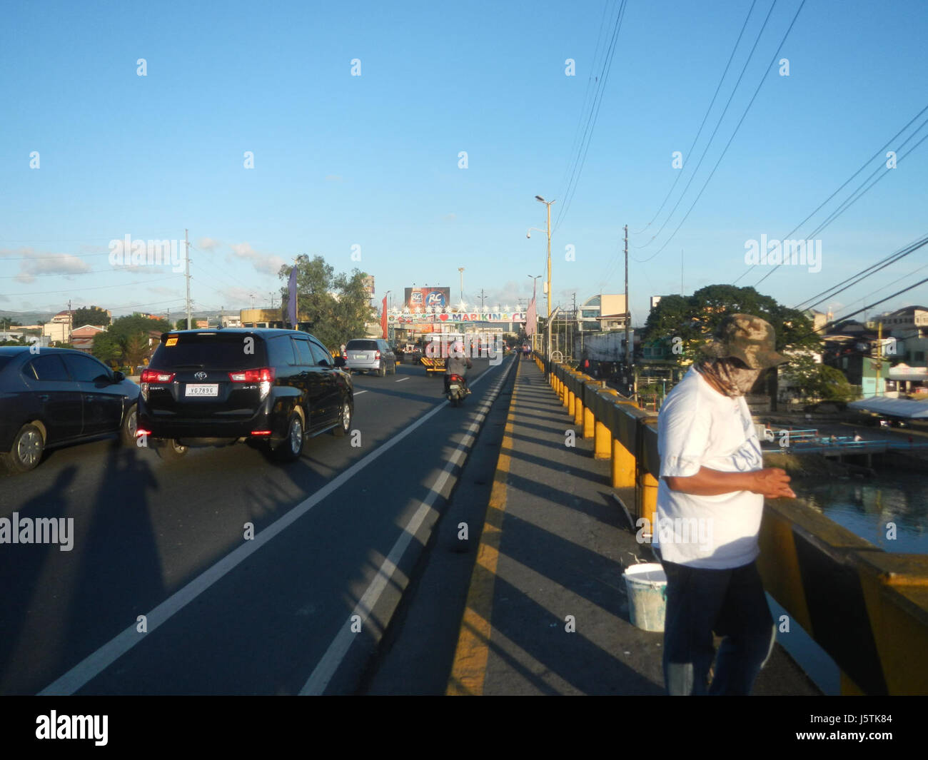 0356 Marikina City Bridge City River 22 Stock Photo - Alamy