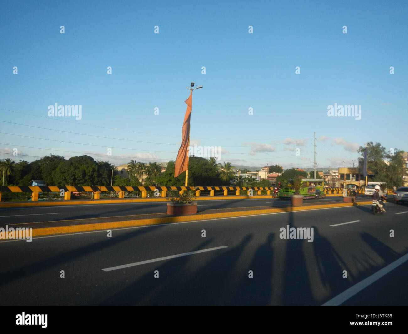 An image of the Marikina City Bridge crossing the Marikina River in the ...