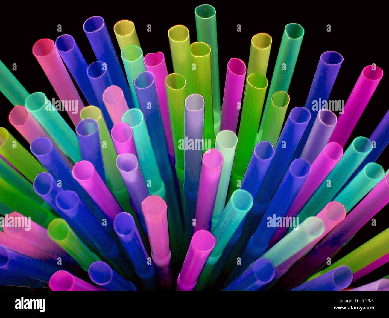 Drinking straw experiment hi-res stock photography and images - Alamy