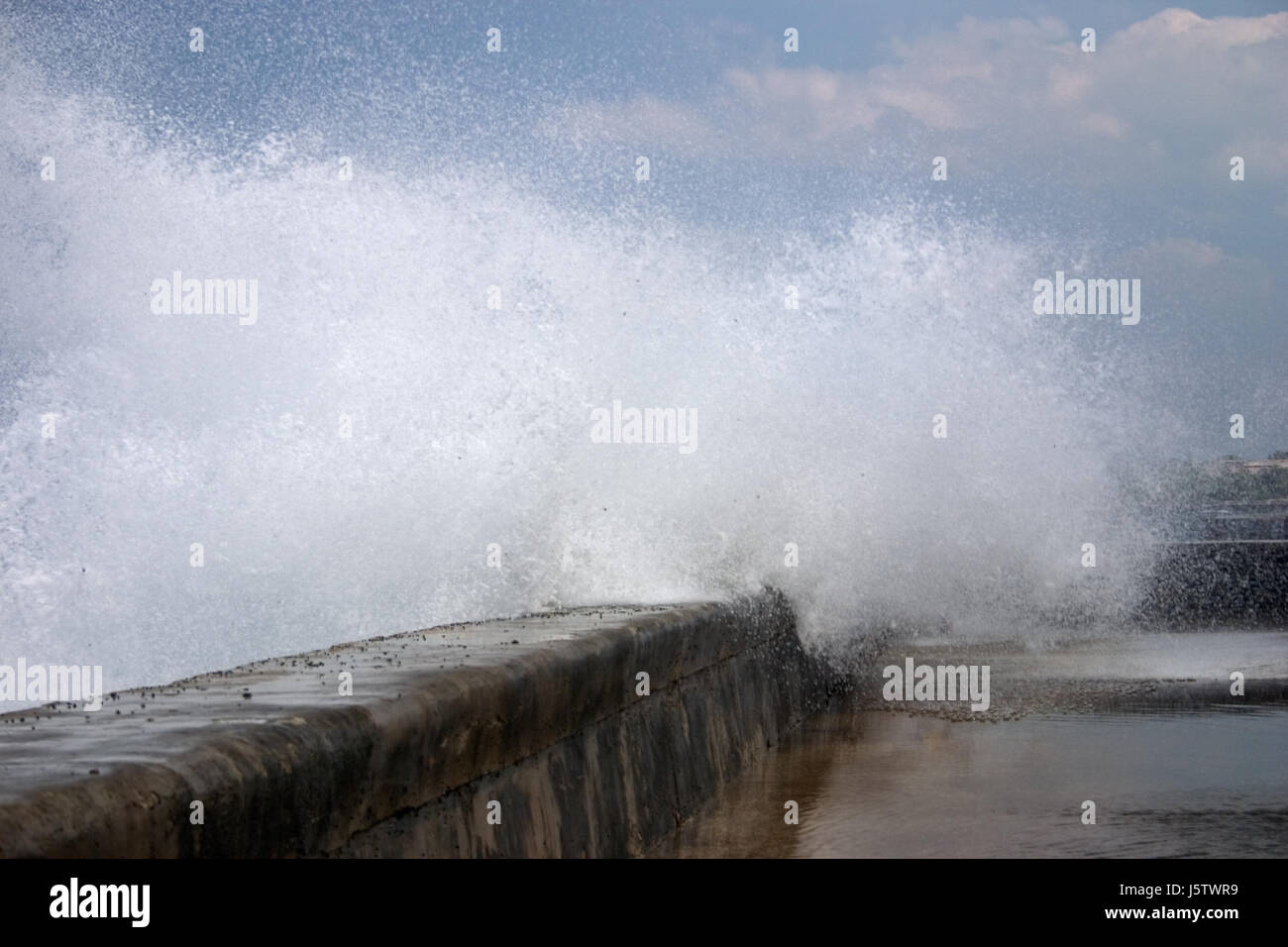Storm large hi-res stock photography and images - Alamy