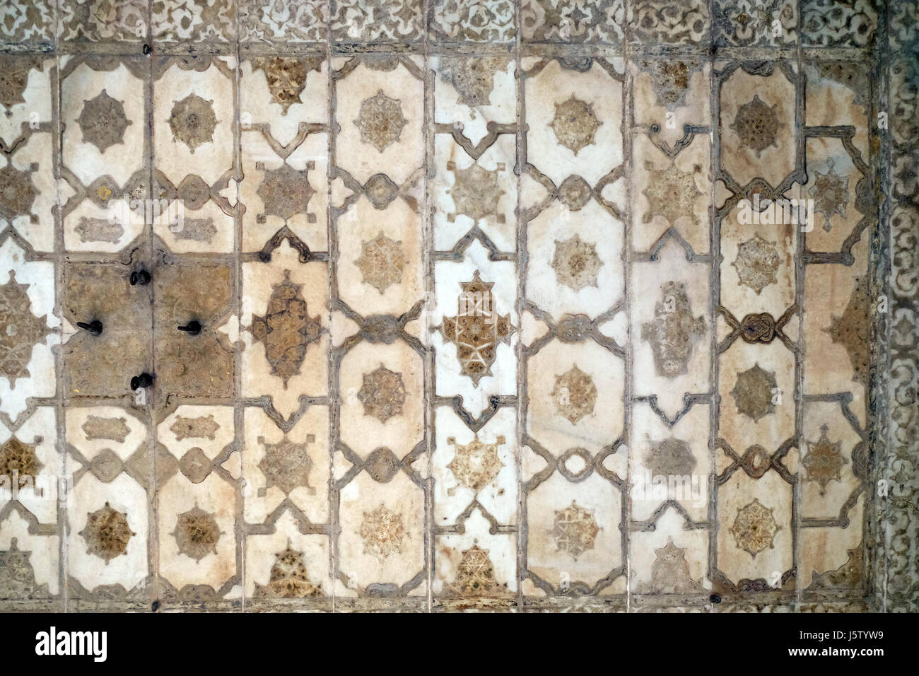 Red Fort stone carving pattern detail in Agra. Uttar Pradesh, India on ...