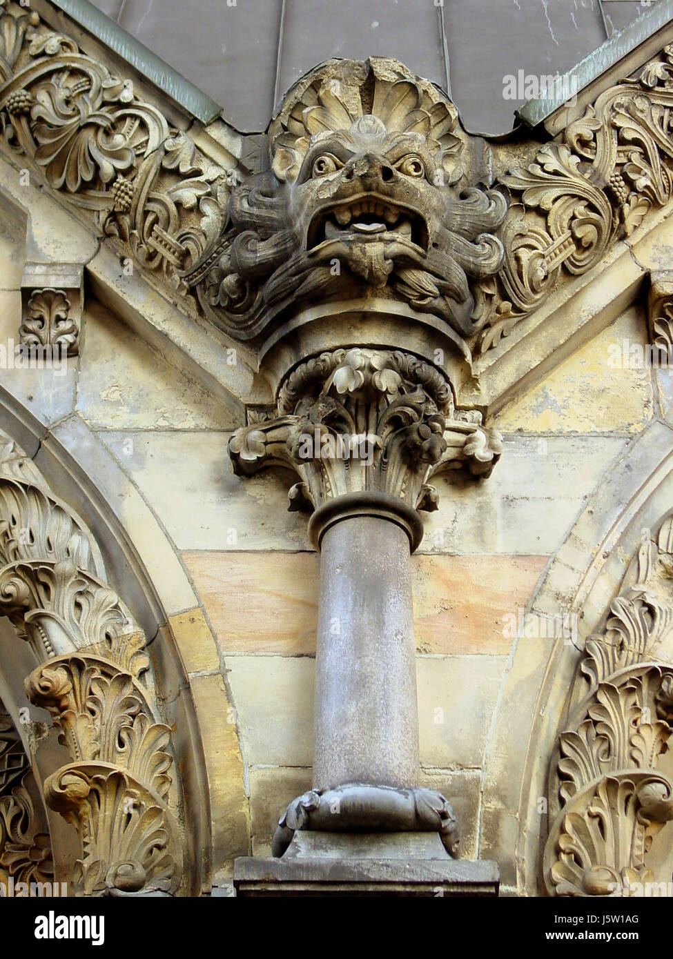 guard fantasy medieval fiction gargoyle ward guarding architectural ...