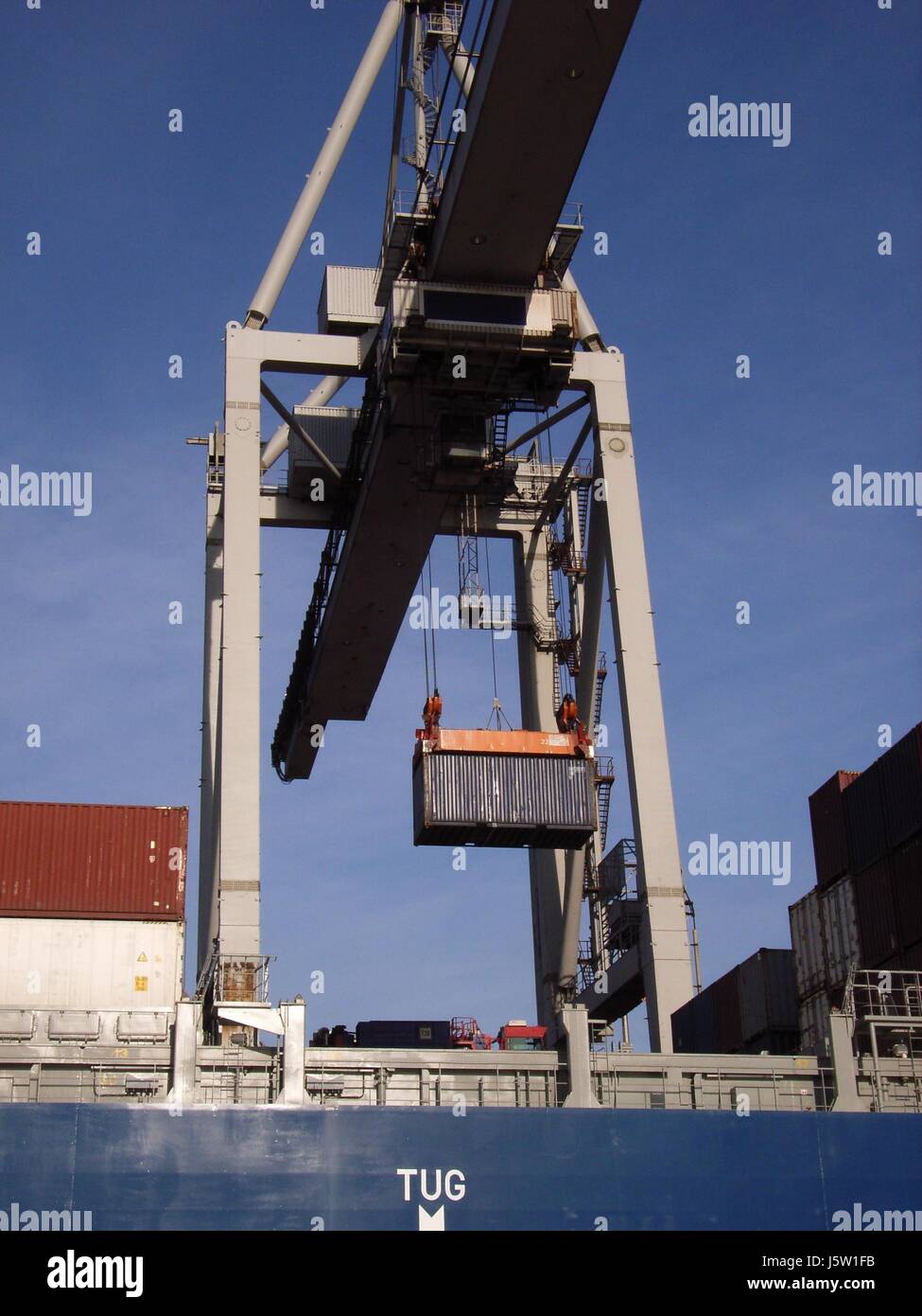 Containergantry hi-res stock photography and images - Alamy