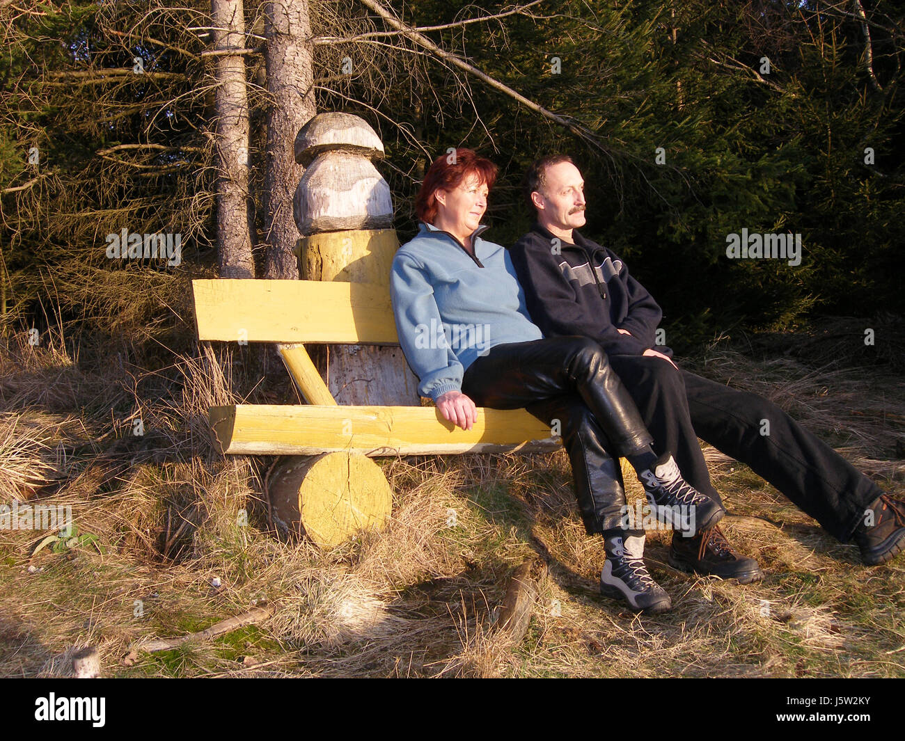 woman seat bench husband and wife partner couple pair man break rest ...
