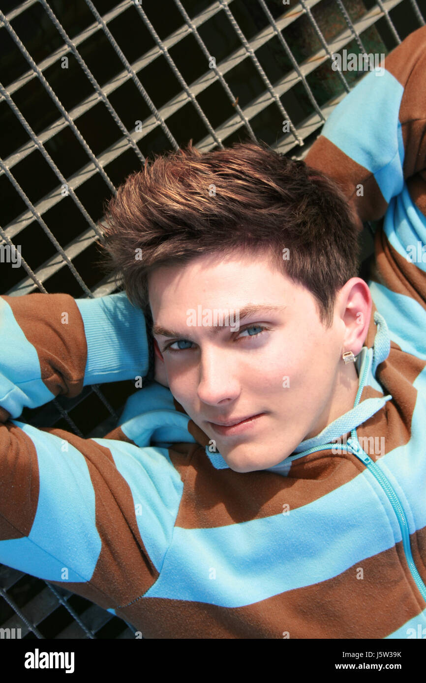 Feel poor hi-res stock photography and images - Alamy