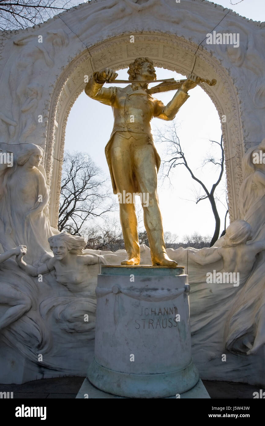 monument vienna monument music vienna sightseeing operetta violin waltz ...