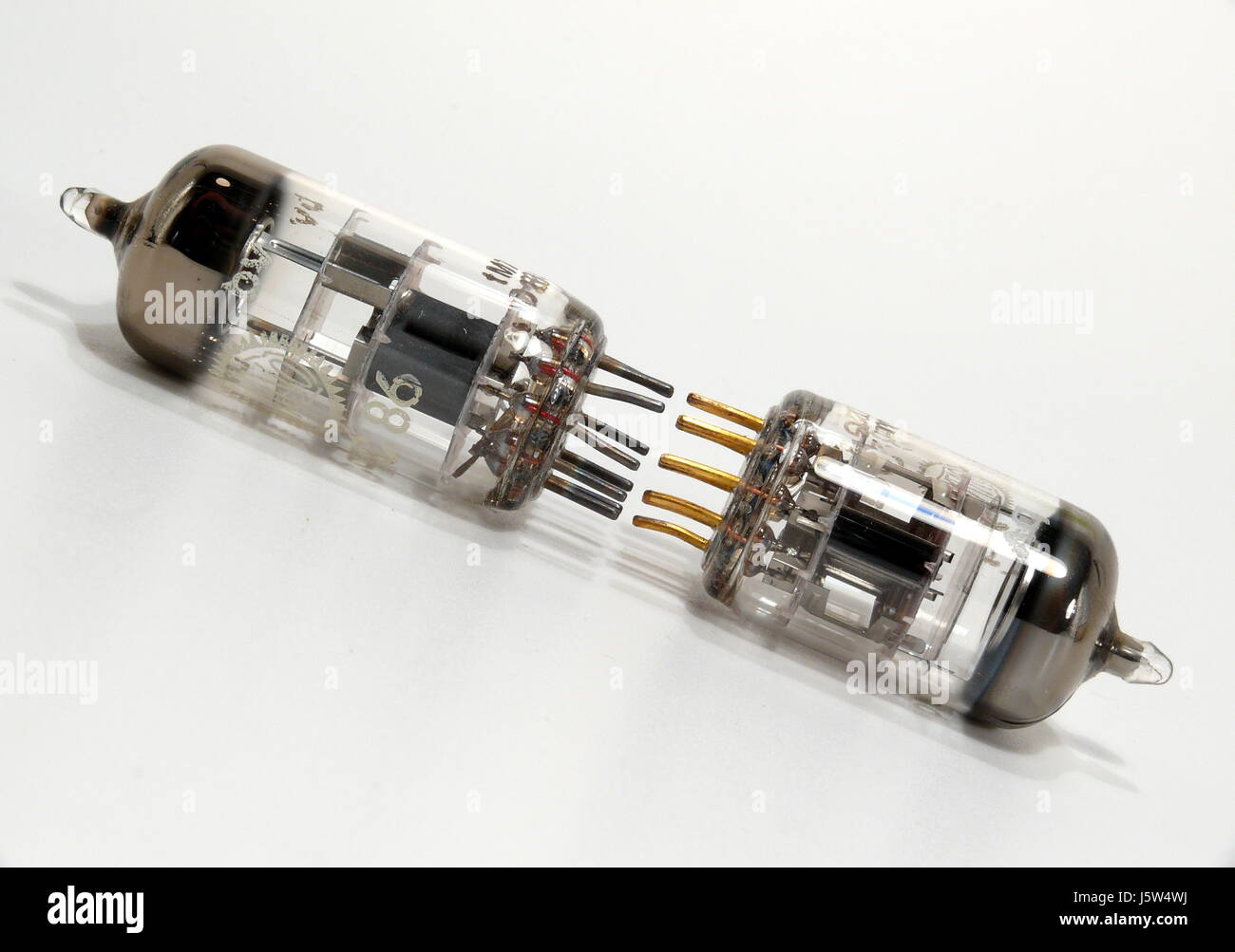 Electron tubes hi-res stock photography and images - Alamy