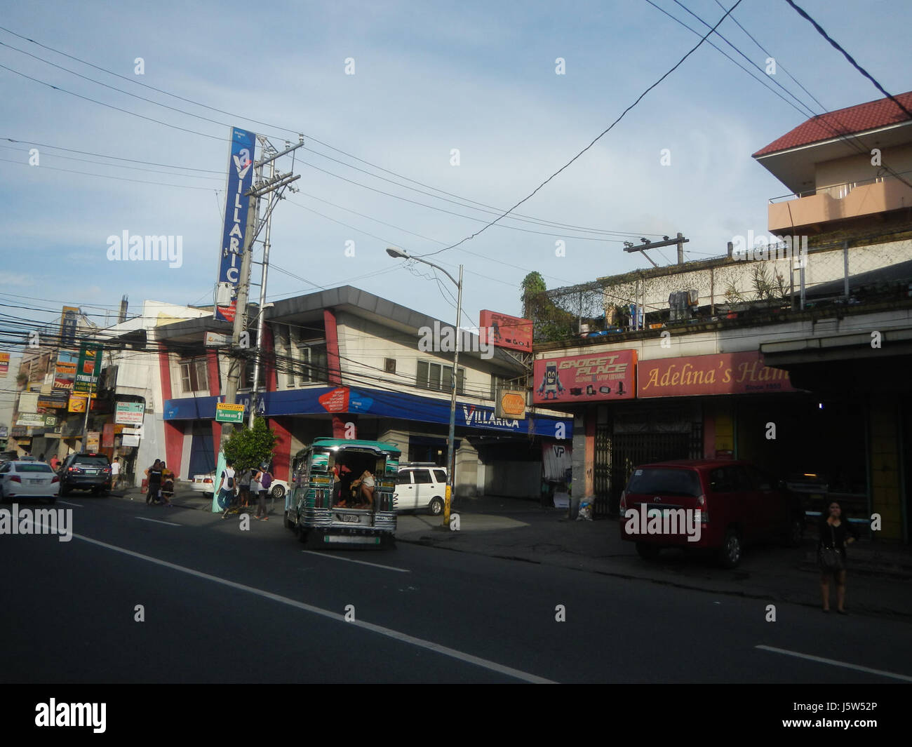 This image shows the General Kalentong Street Bridge in Mandaluyong ...