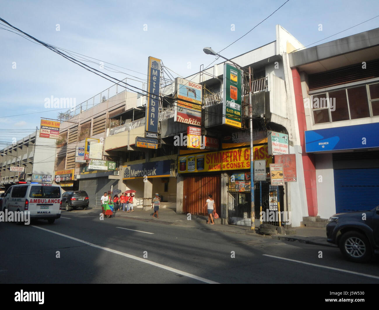 General Kalentong Street is a main thoroughfare in Mandaluyong City ...